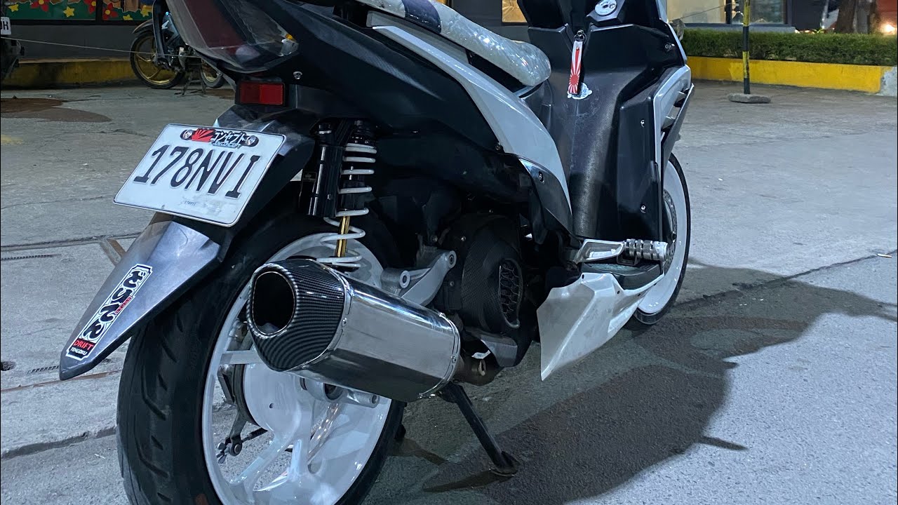 Mio i 125 swing arm and dual shock conversion - YouTube