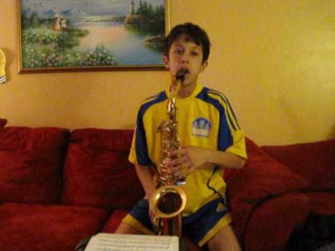 christopher plays Avenger, Hotel Room, Calabria - YouTube