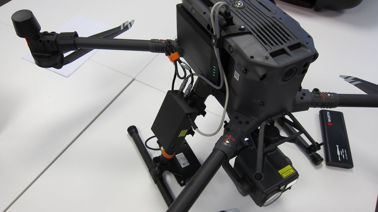 DJI Matrice 300 RTK mit True Terrain Following Modul von SPH ...