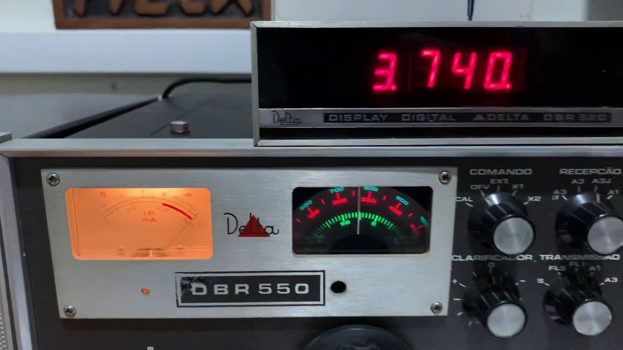 Delta DBR-550 (HF transceiver made in Brazil) - YouTube