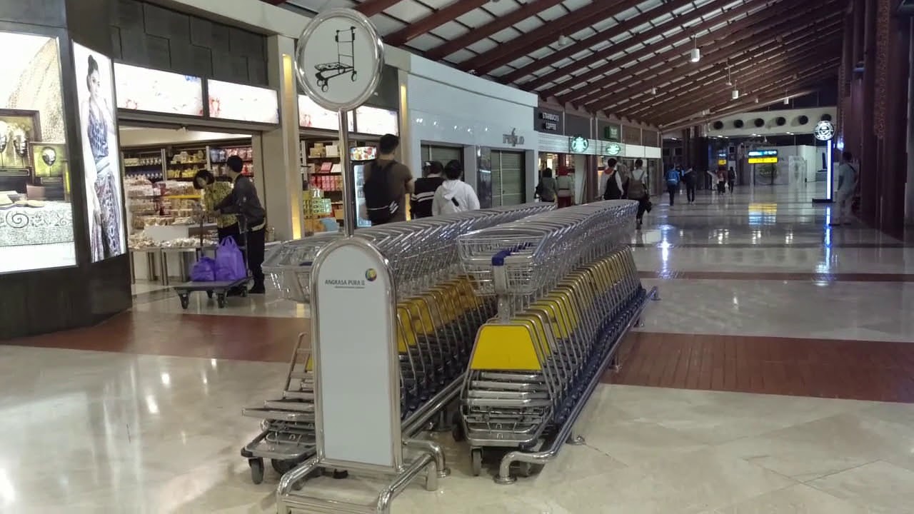 TERMINAL 2 BANDARA INTERNASIONAL SOEKARNO HATTA - YouTube