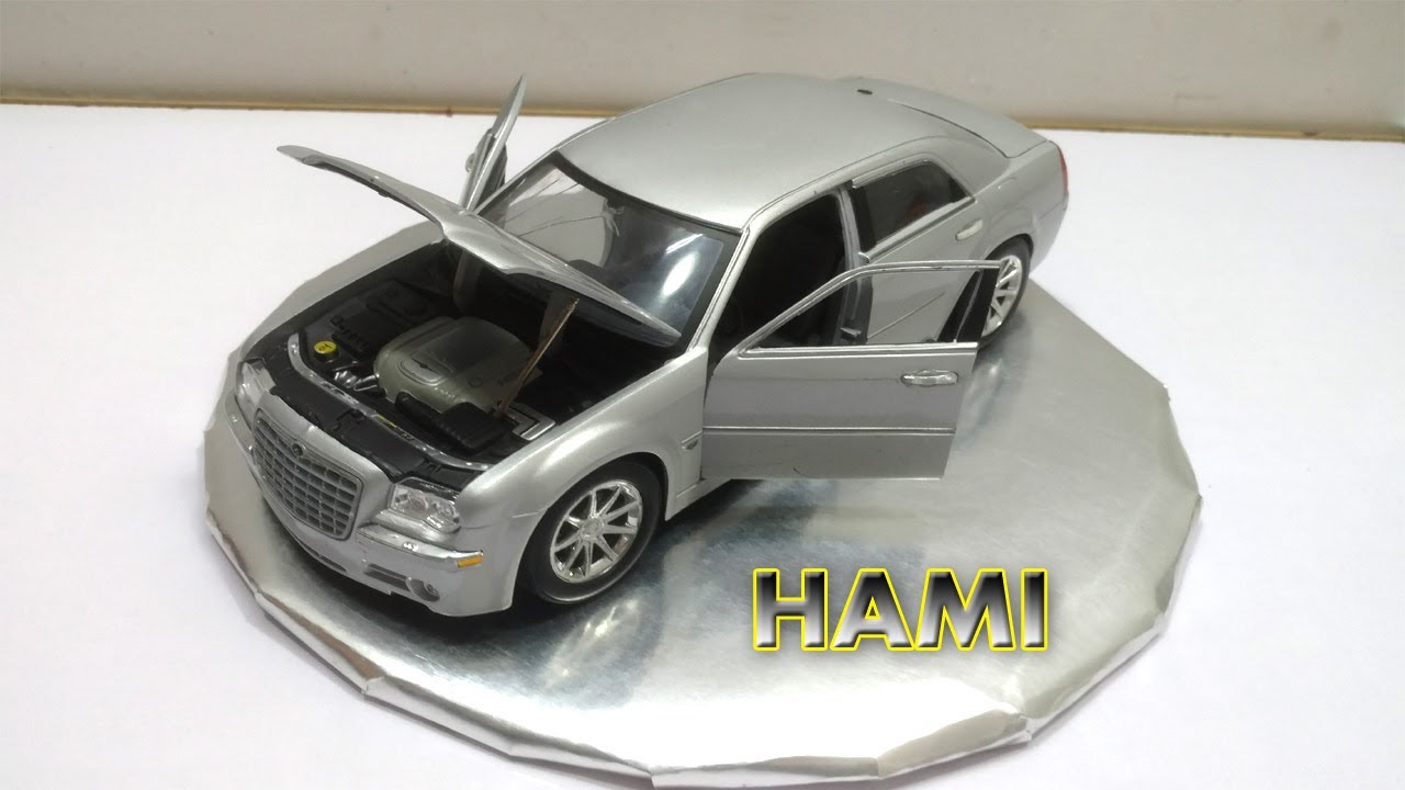 Chrysler 300C hami car 1/18 scale model maisto - YouTube
