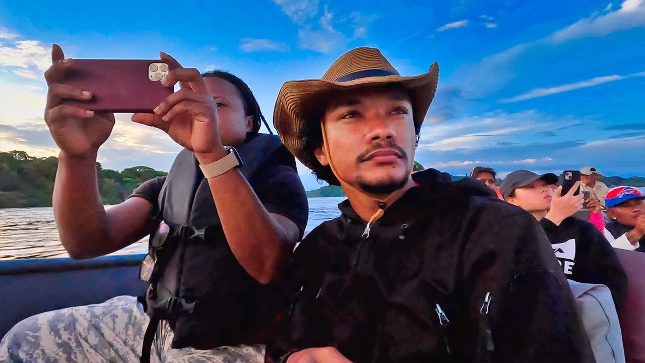 Cruising The Courantyne River Towards Wonotobo 🇸🇷 - YouTube