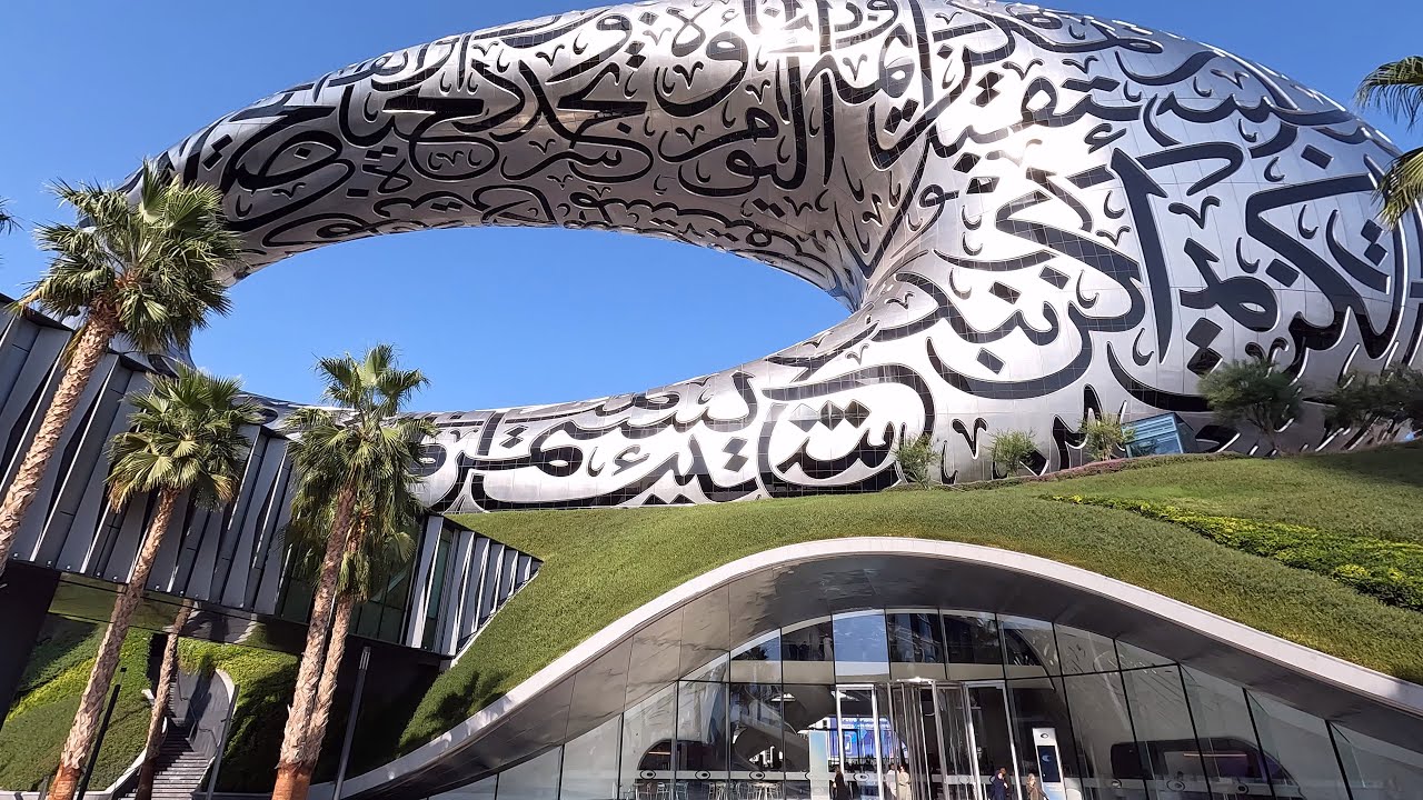 Dubai: Museum of the Future (4K-Video) - YouTube