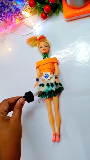 Barbie dress making with tissue paper/ Barbie dress making easy #shorts ...