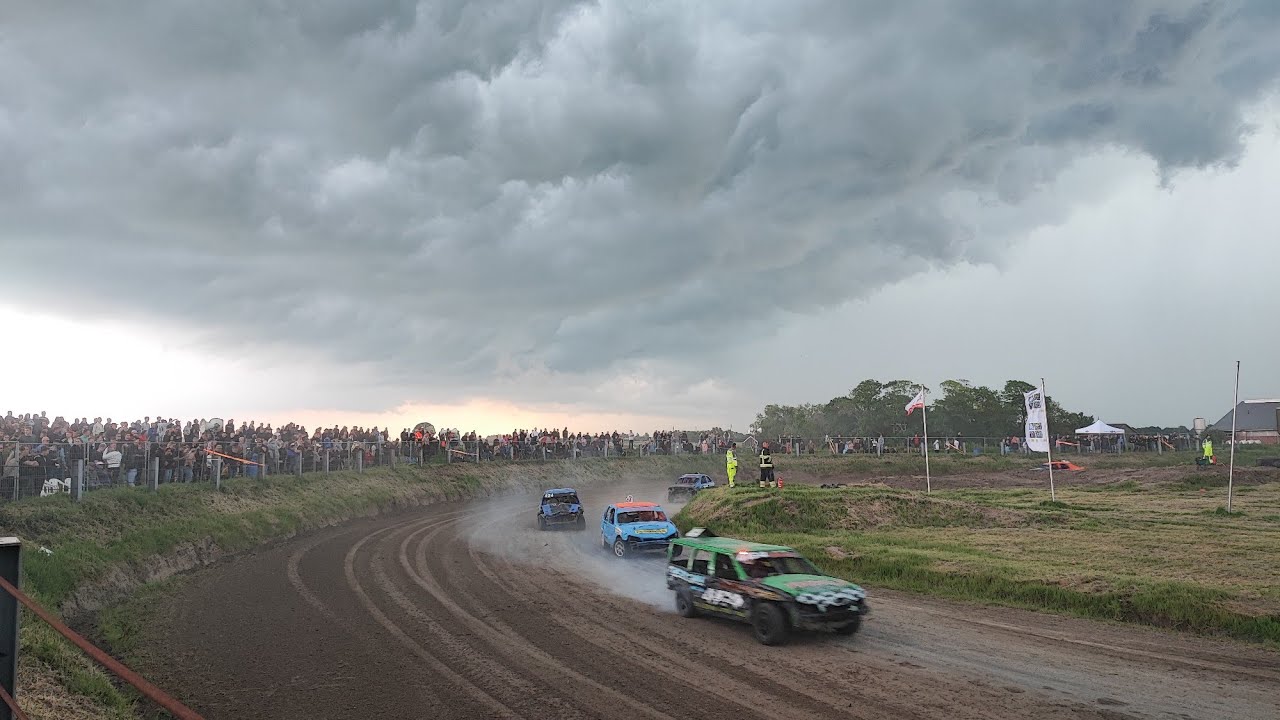 Rodeo heat 4 Pinkstermaandag 2024 - NAC Autocross Kollum - RaRaRacing ...