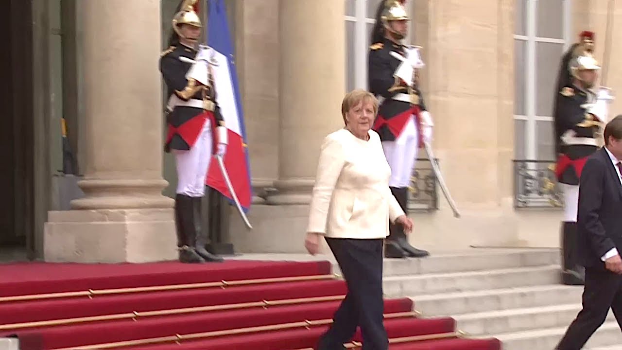 14.07.2019 - Abreise Angela Merkel - Nationalfeiertag Frankreich / Fête ...