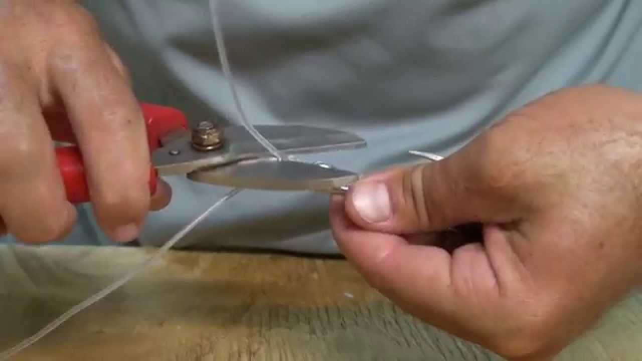 Mustad How to: Tie a knot with large leaders(sword fish) by Brandon ...