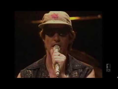 Dave Warner's From The Suburbs - Yella In Me (1978) - YouTube