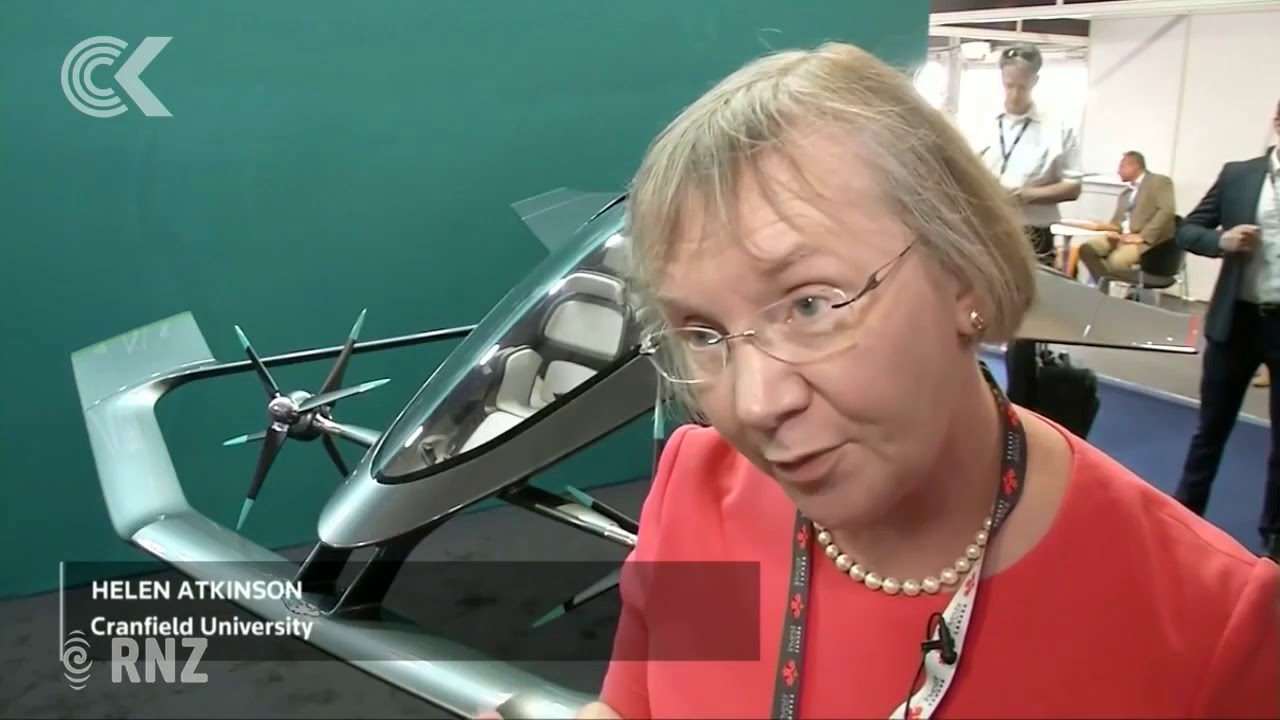 Flying cars: Aston Martin aims for the skies with new model - YouTube