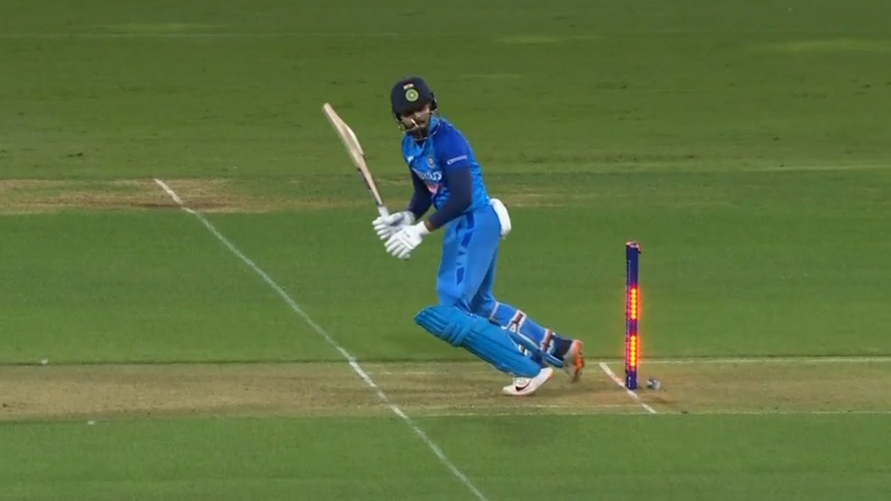 shreyas iyer hit wicket today l shreyas iyer wicket today l shrey iyer ...