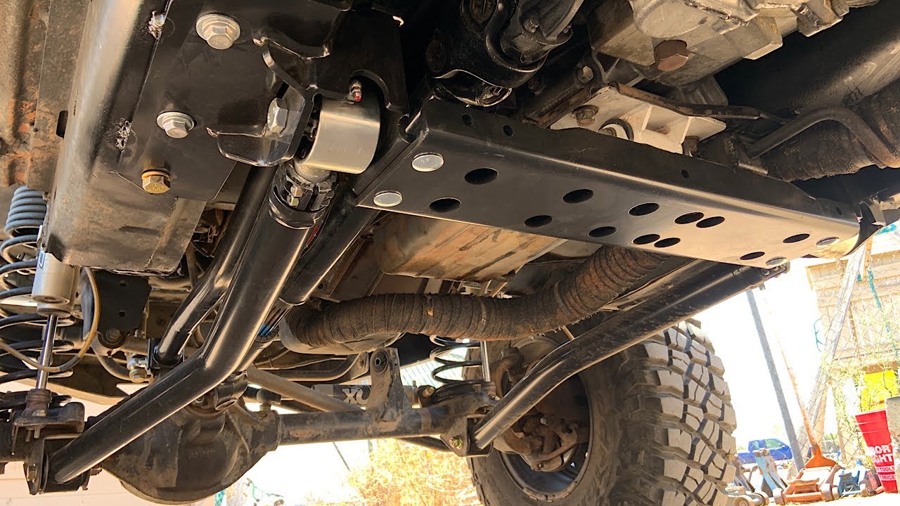 Iron Rock Offroad Rock-Link Long Arm install on a Jeep Cherokee XJ ...