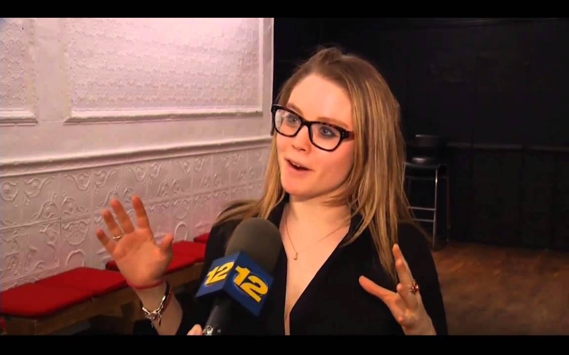 Comedienne - YouTube