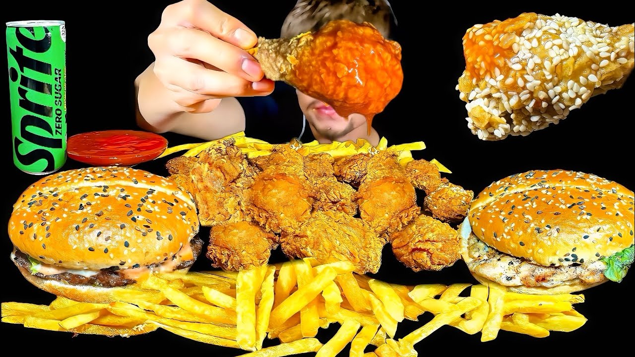 Eating Crispy Fried Yummy😋Chicken Beef Burger Chicken Burger French ...