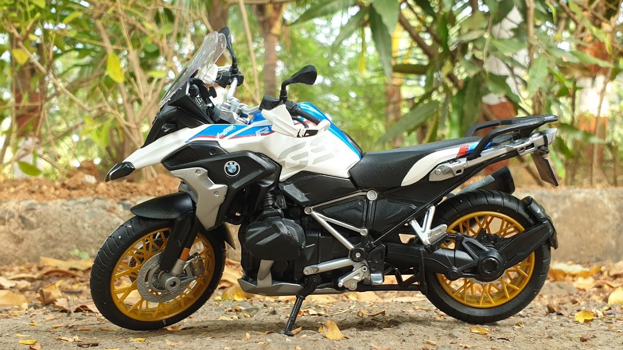 BMW R1250 GS Scale Model Unboxing || Maisto 1/12 Diecast || BMW Tourer ...