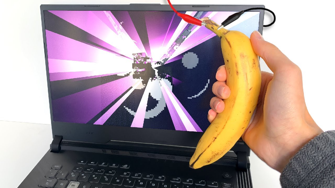 Can you beat Minecraft with a Banana? - YouTube