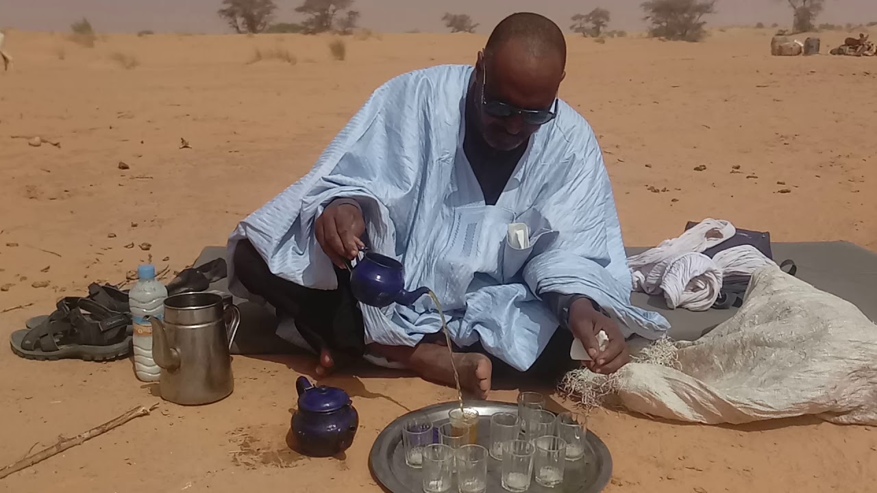 Sahara tea ceremony (Mauritania) - YouTube