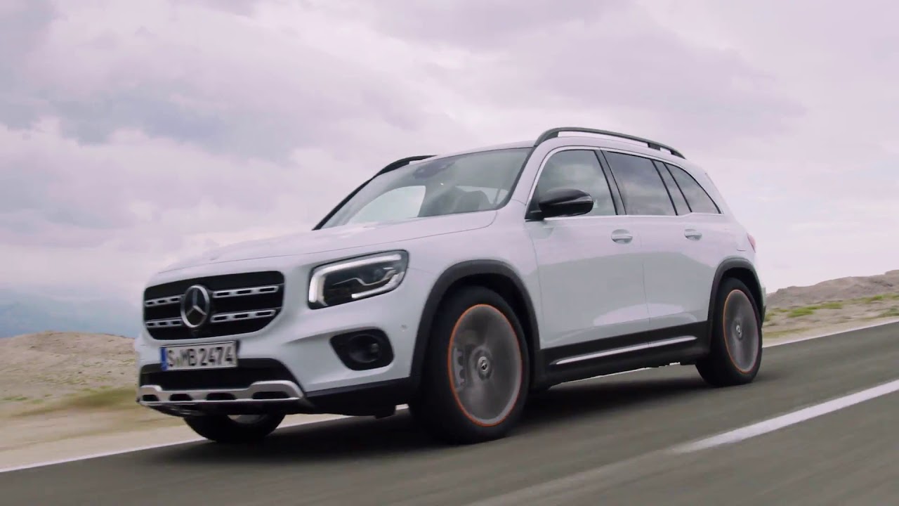 The new Mercedes-Benz GLB in White Driving Video - YouTube