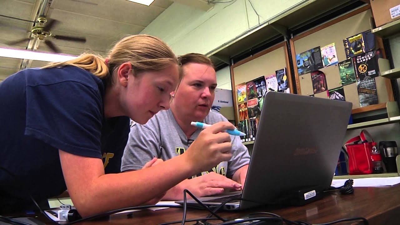 LEGO Robotics training session - YouTube