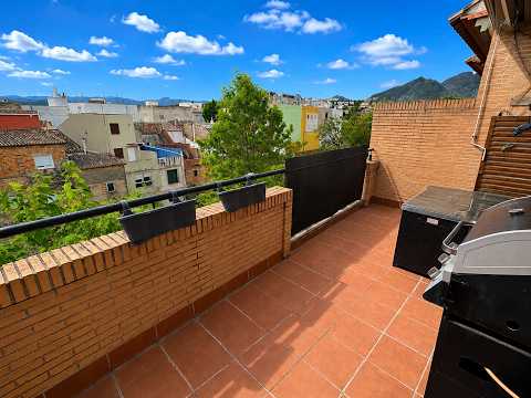Exceptional Duplex Penthouse with Multiple Terraces and Underground Parking - 195,000 euros
