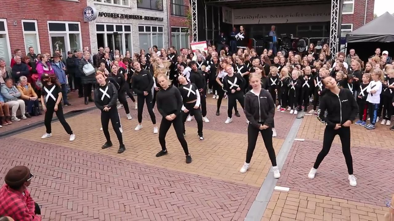 Explosion Dance - Muziekfestival 2022 - YouTube