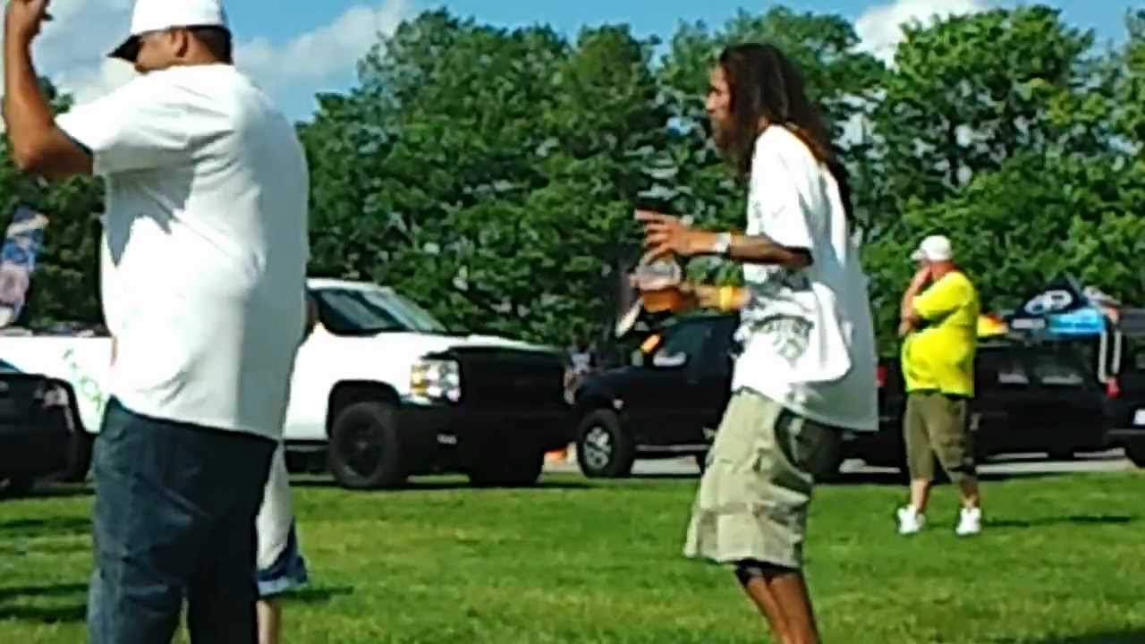 Funny drunk guy canada day - YouTube