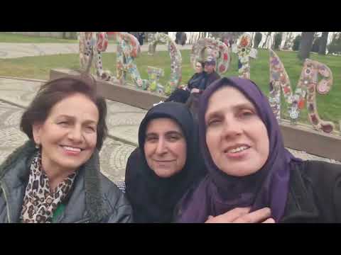 Laleler İle Kısaca