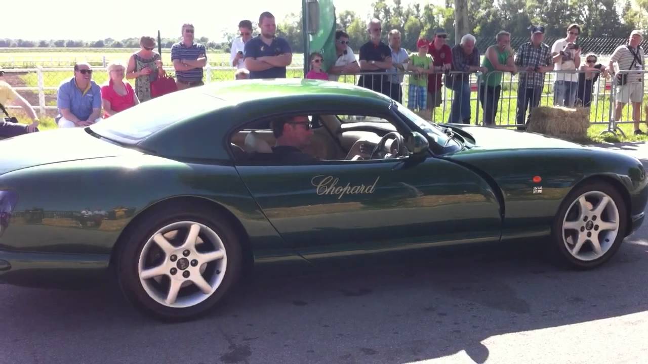 TVR Cerbera 4.5ltr - burnout at Magna Racino Racing Day - YouTube