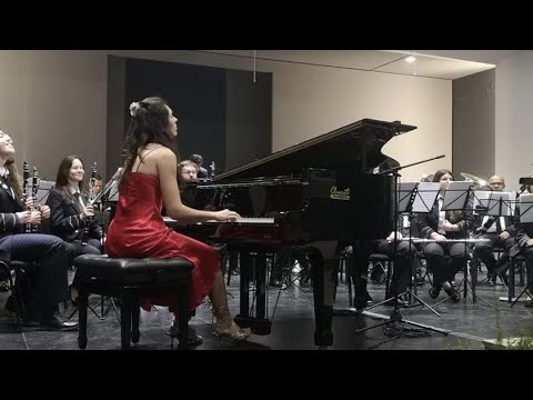 Estreno del concierto para piano y banda "Hero" de Guillermo Ruano ...