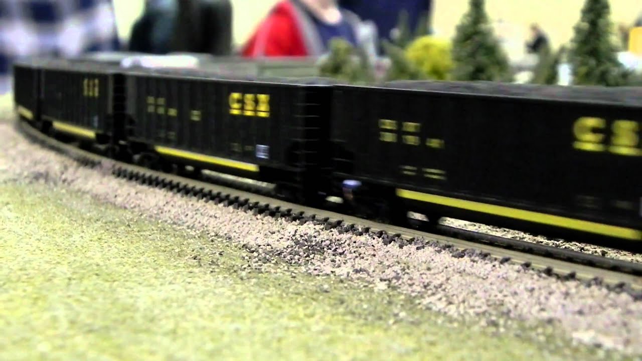 N-Trak - CSX N-Scale Coal Train at Track Level - YouTube