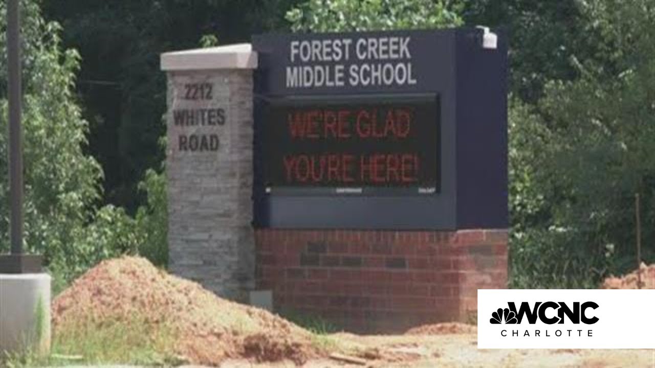 Fort Mill middle school switches to vitrual learning - YouTube