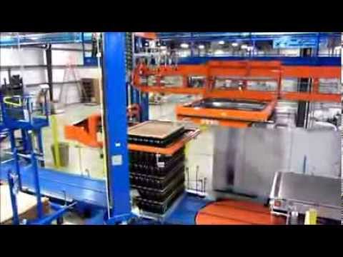 Bulk glass packaging at Woodbridge Winery - YouTube