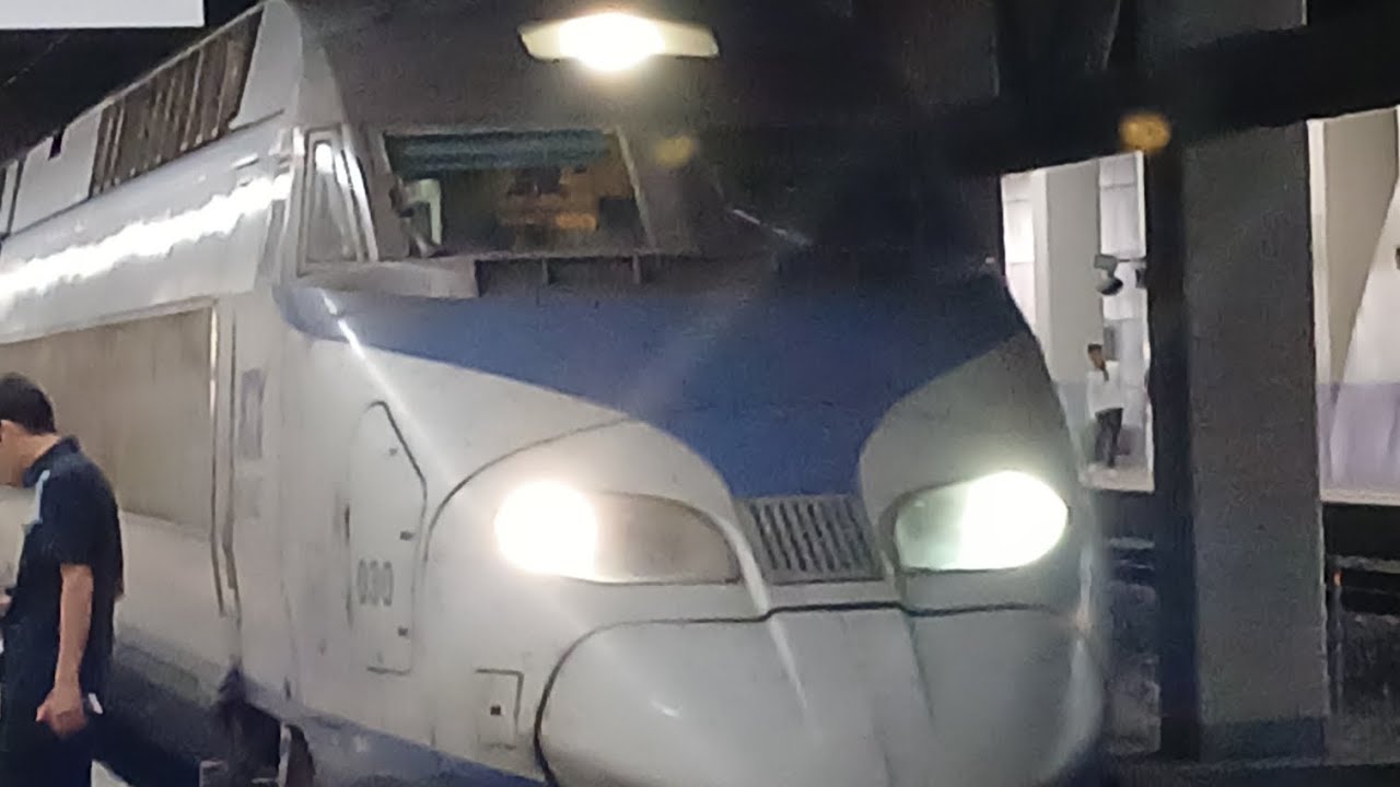 추석명절특집 2023.09.30 코레일 동대구역 부산발 서울행 KTX #42열차 30편성 진입 - YouTube