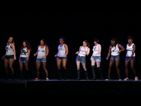 Cin City Burlesque - Walk This Way (2017 Sep. Performance)