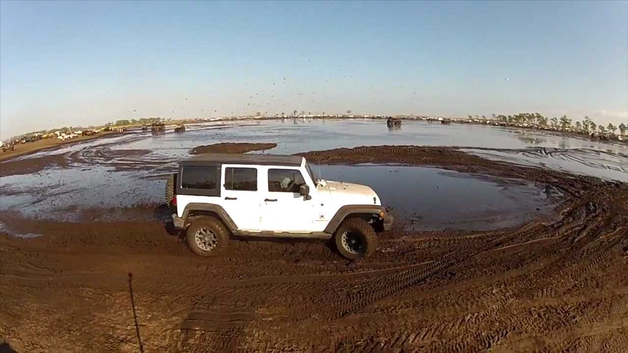 4X4 JEEP MUDDING NEW OKEECHOBEE MUDFEST 2013 - YouTube
