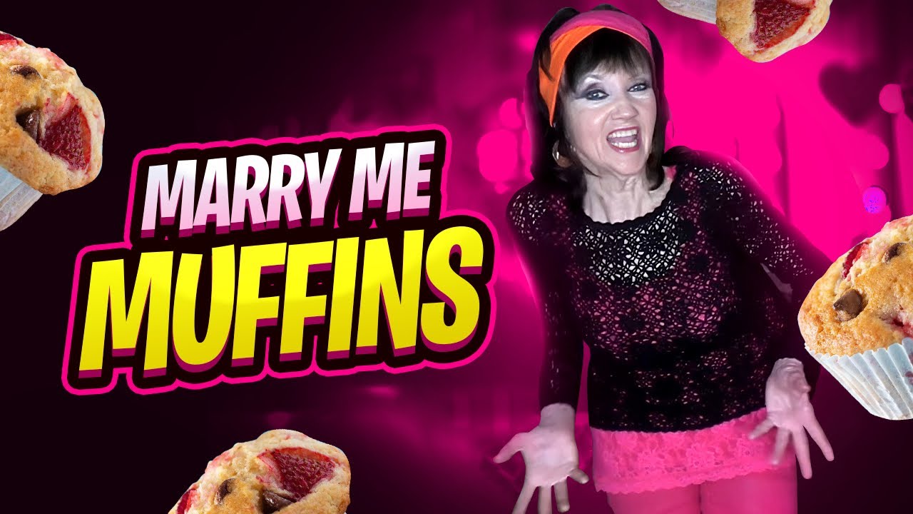 HOW TO MAKE MARRY ME MUFFINS! 🍓🍪 - YouTube