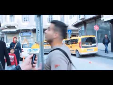 Abi acelem var ya ,sarı mikrofon