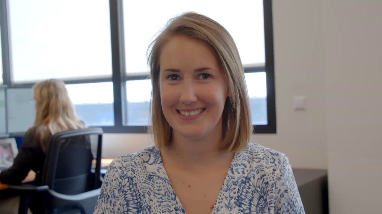 Werken bij Action - Country office - YouTube