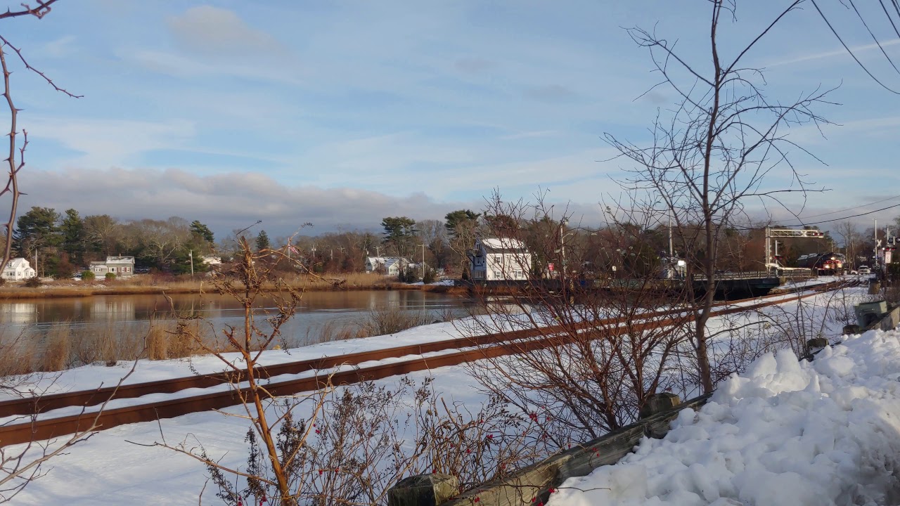 Cape Cod Santa Train Through the snow - YouTube