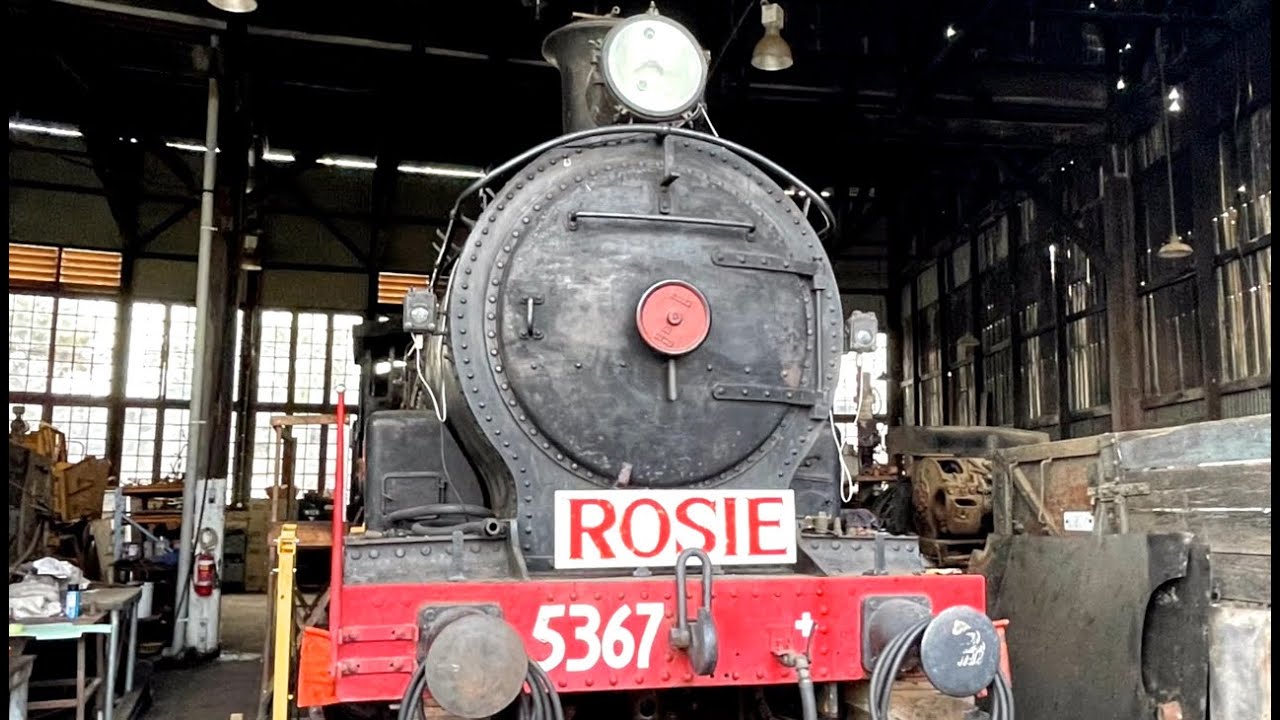 Auatralian Trains: Cowra & The Lachlan Valley Railway Roundhouse ...