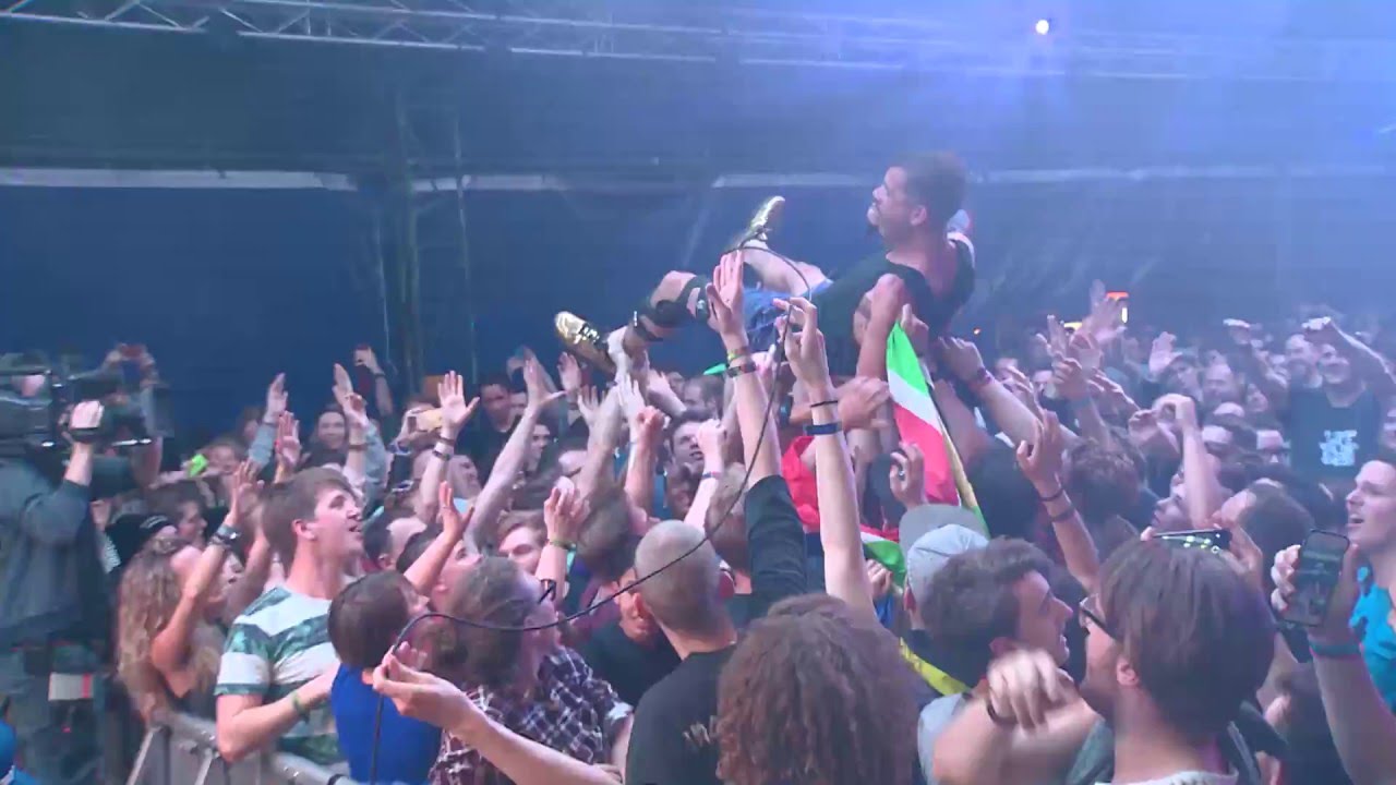 Jack Parrow - Hard Partytjie Hou @ Paaspop Schijndel 2016 - YouTube Music