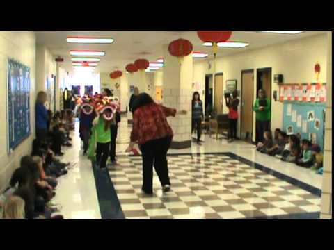 Dixie Magnet Elementary Chinese New Year Parade 2015 - YouTube