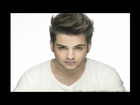 Louis Georgiou - Esena Thelo Mono(New Promo 2010)HQ - YouTube