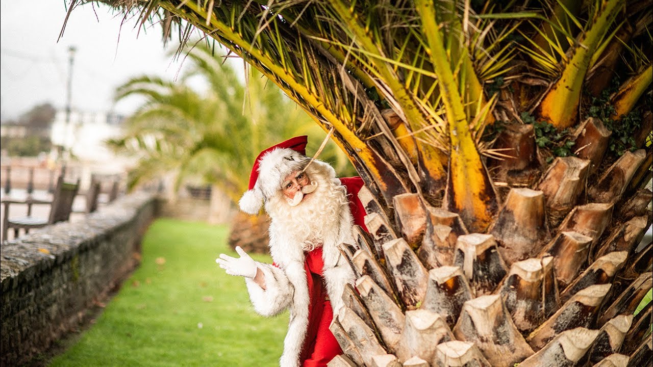 Santa by the Seaside 2021 - YouTube
