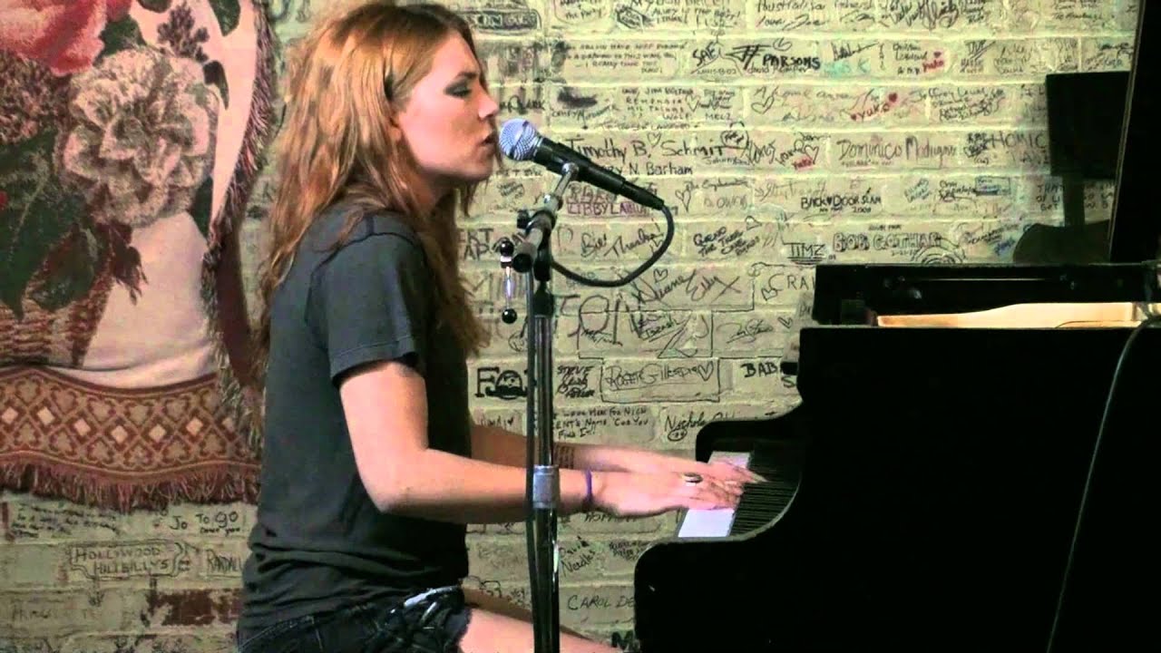 Holly Brook - Ordinary Tune (KGRL FPA Live Session) - YouTube
