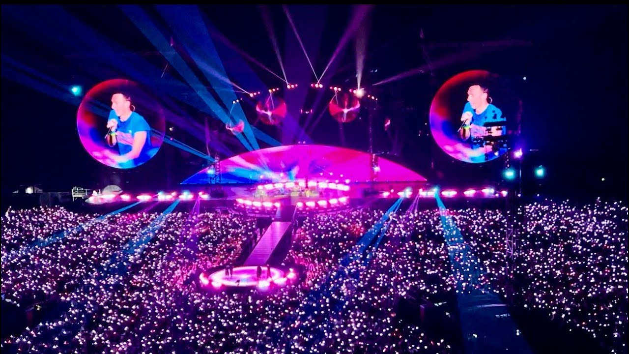 My Universe [4K] - Coldplay Live in Bangkok Music Of The Spheres World ...