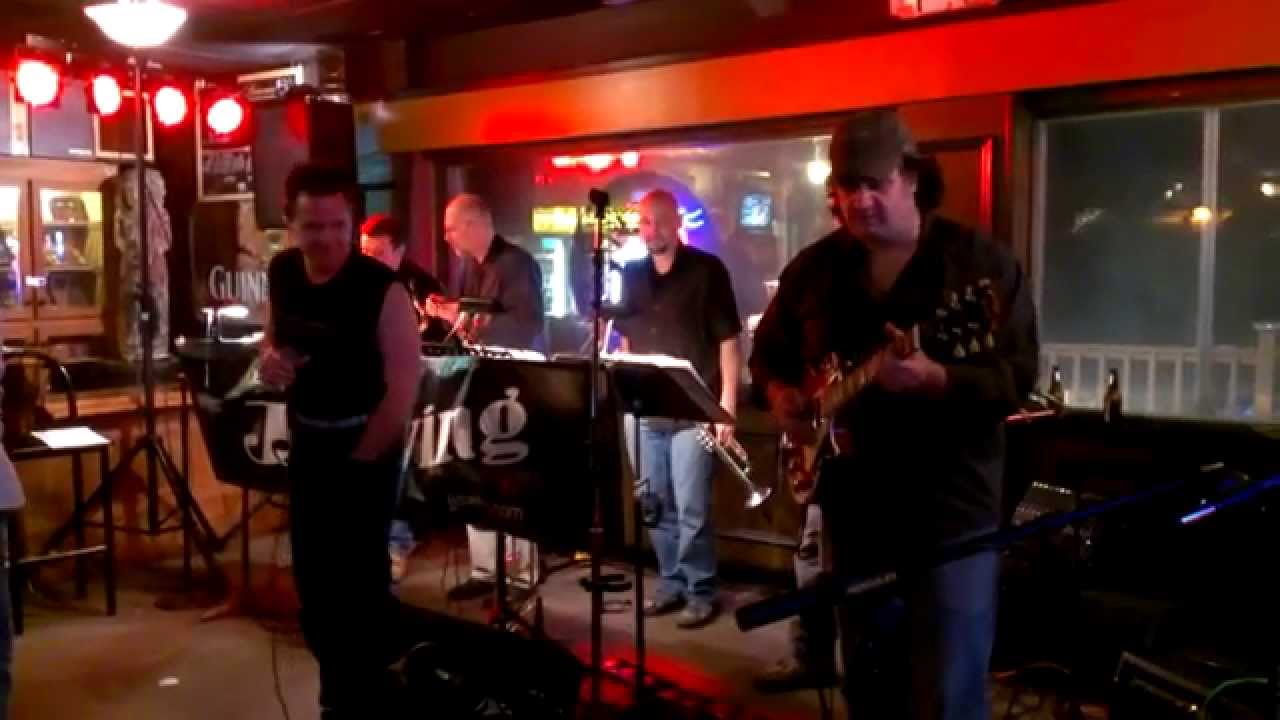 JJ SWING w/ Chuck DeRose on guitar performing "SUPERSTITION ...