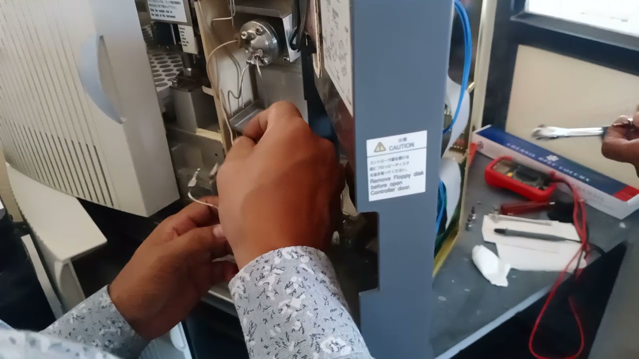 SHIMADZU HPLC SENSOR PROBLEM REPAIRING - YouTube