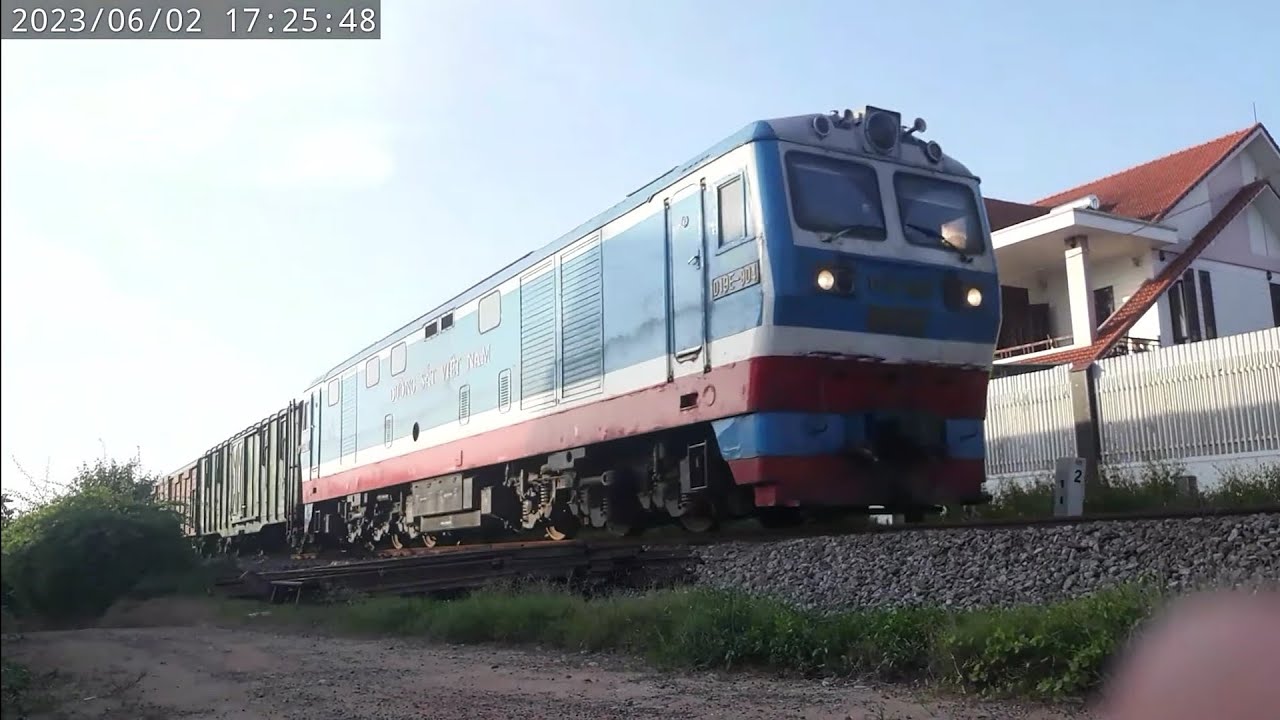 [79] [4K] D19E-904 (N/A) 17h25p 02/6/2023 - YouTube