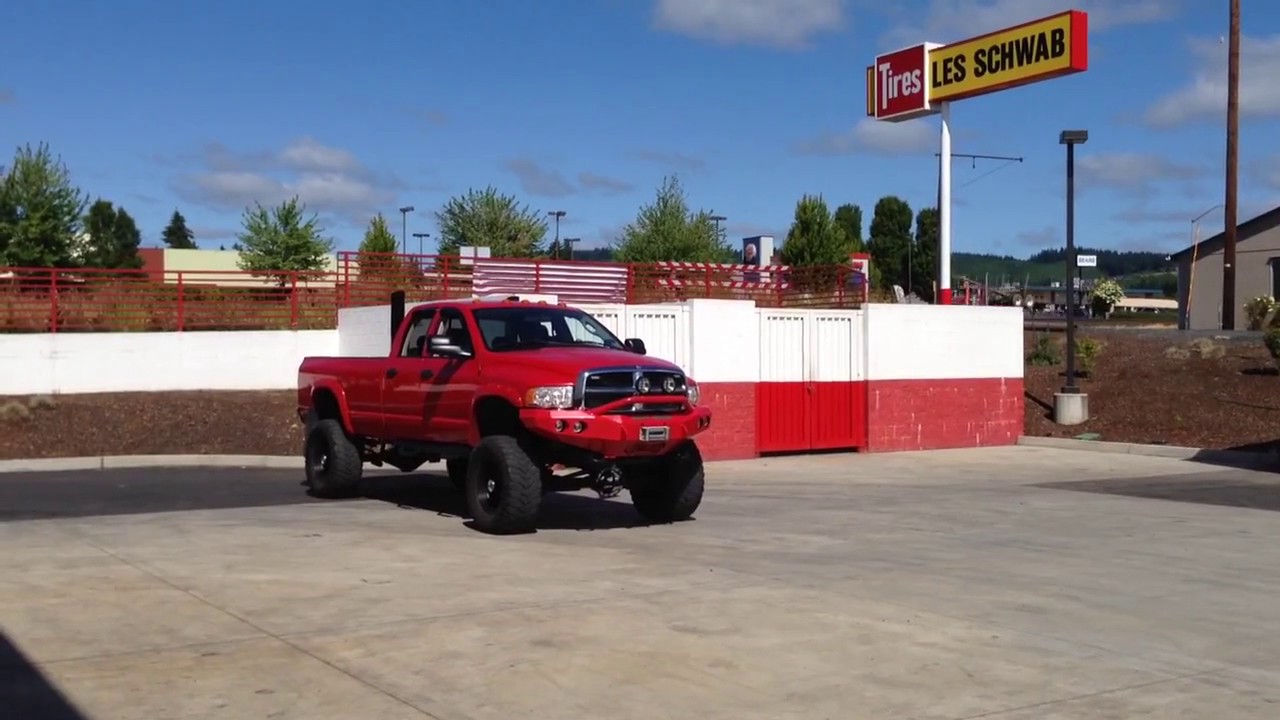 More rubber rippin Big Red - YouTube